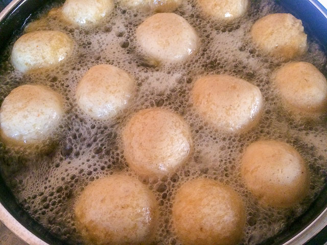 How to make Puff Puff - The Pretend Chef